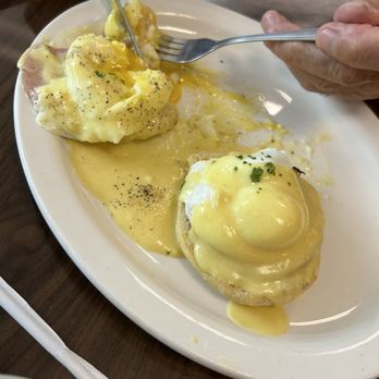 RED FOX DINER - Updated December 2025 - 135 Photos & 147 Reviews - 2041 ...