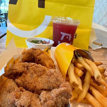 STARBIRD CHICKEN - Updated October 2025 - 186 Photos & 96 Reviews ...