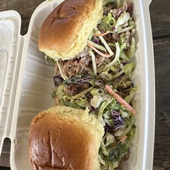 THIS LIL PIGGY - Updated October 2024 - 92 Photos & 35 Reviews - 92 ...