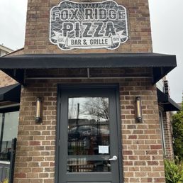 FOX RIDGE PIZZA BAR AND GRILL - Updated July 2025 - 145 Photos & 165 ...
