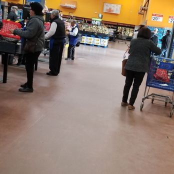 WALMART - Updated October 2025 - 326 Photos - Paseo del Pedregal 120 ...