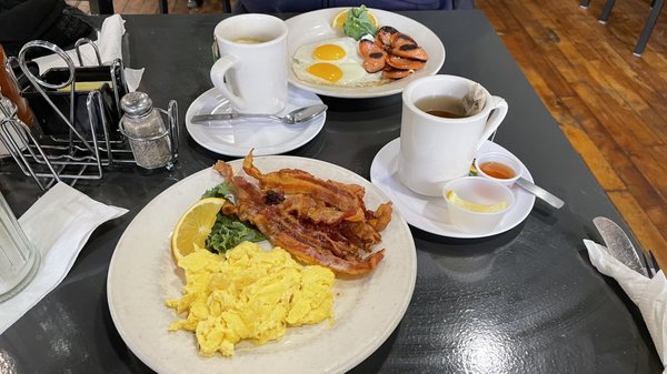 FELIX’S BREAKFAST AND SANDWICH SHOP - Updated May 2024 - 101 Photos ...