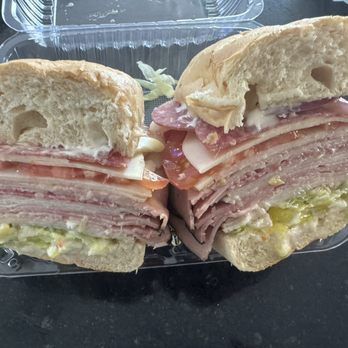 RETRO’S SUBS & BREWS - Updated April 2025 - 39 Photos & 43 Reviews ...