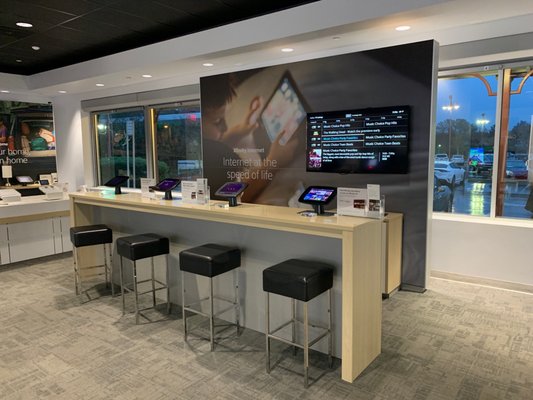 XFINITY STORE BY COMCAST - Updated December 2025 - 26 Photos & 122 ...