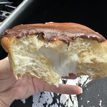 CRESENT DONUT SHOPS - Updated November 2025 - 37 Photos & 114 Reviews ...