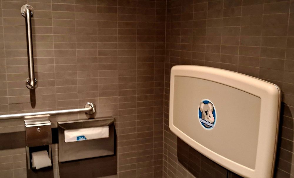 STARBUCKS - Updated January 2026 - 28 Photos & 15 Reviews - 2305 S Town ...