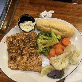 THE CHIMES EAST - Updated July 2025 - 895 Photos & 749 Reviews - 10870 ...