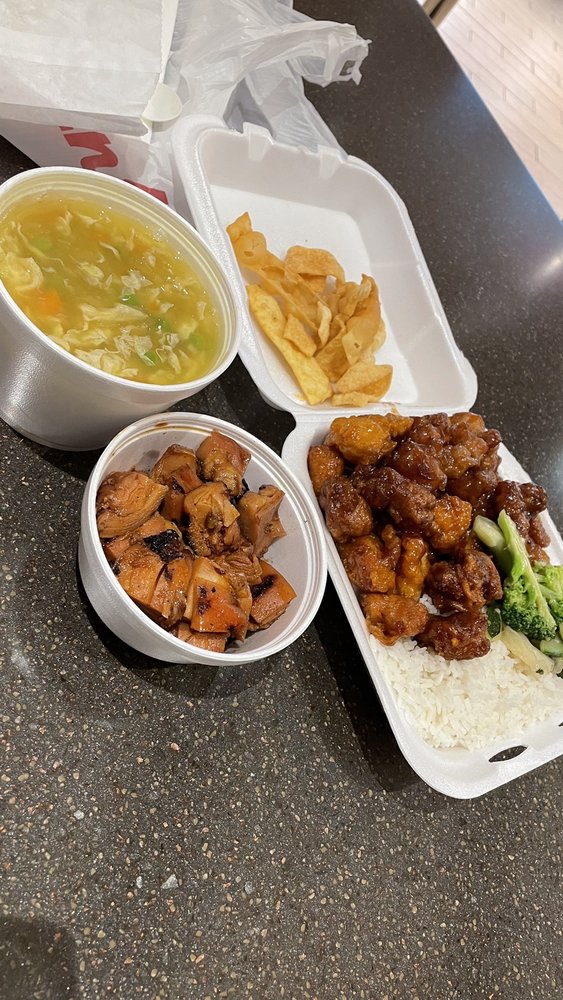 FAMOUS WOK - Updated August 2025 - 16 Photos & 24 Reviews - 4250 W ...