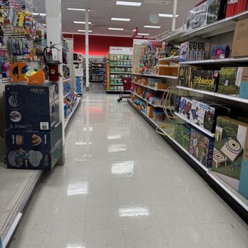 TARGET - Updated September 2025 - 86 Photos & 87 Reviews - 1200 Linton ...