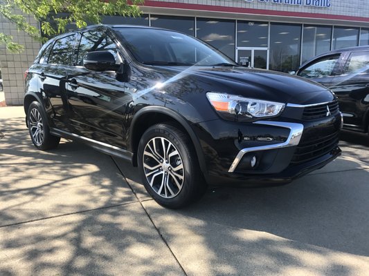 GRAND BLANC MITSUBISHI - Updated October 2025 - 17 Reviews - 5470 Ali Dr, Grand Blanc, Michigan ...