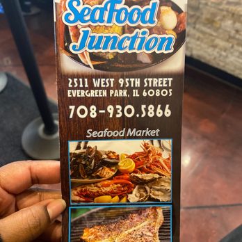 SEAFOOD JUNCTION Updated March 2025 2511 W 95th St Evergreen Park Illinois Seafood Restaurant Reviews Phone Number Menu Yelp