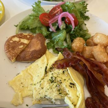 FLUFFY FLUFFY - Updated August 2025 - 29 Photos & 11 Reviews - 2338 ...