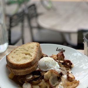 WILDROSE - 16 Photos & 194 Reviews - Gay Bars - 1021 E Pike St, Seattle ...