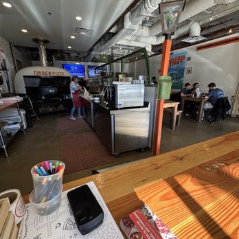 TIMBER PIZZA - MCLEAN - Updated December 2025 - 60 Photos & 29 Reviews ...
