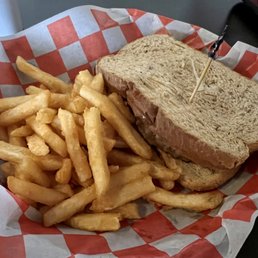 GOODWOOD GRILL - 95 Photos & 100 Reviews - 8558 Goodwood Blvd, Baton ...