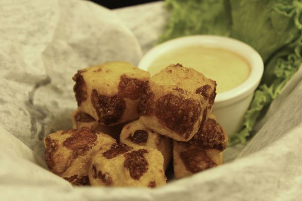 PIKE AND PINT GRILL - 119 Photos & 114 Reviews - 110 30th Ave W ...