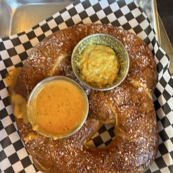 BLACK SHEEP - Updated January 2026 - 38 Photos & 20 Reviews - 465 Rt ...