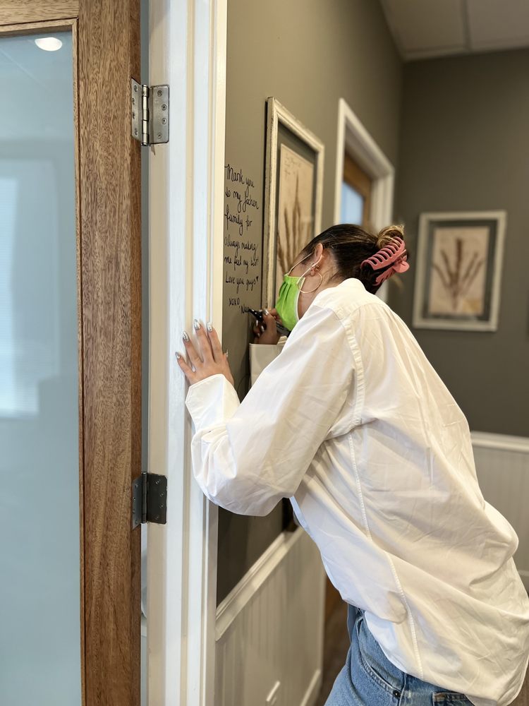 JOCHEN CHIROPRACTIC & WELLNESS CENTER - Updated December 2025 - 83 ...