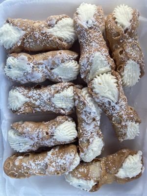 DEL PRETE ITALIAN PASTRY - Updated January 2026 - 50 Photos & 89 ...