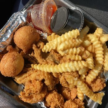 ATLANTA FISH HOUSE & GRILL - Updated January 2026 - 217 Photos & 212 ...