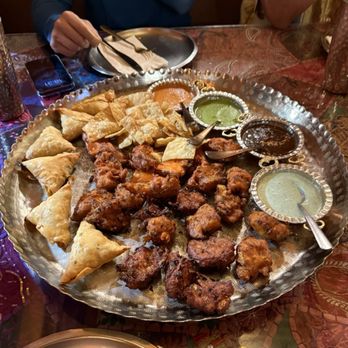 CAFE MAHARANI - Updated December 2024 - 2290 Photos & 1913 Reviews ...