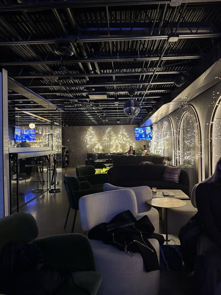 BAUS BARBER - Updated November 2025 - 126 Photos & 65 Reviews - 114 E ...