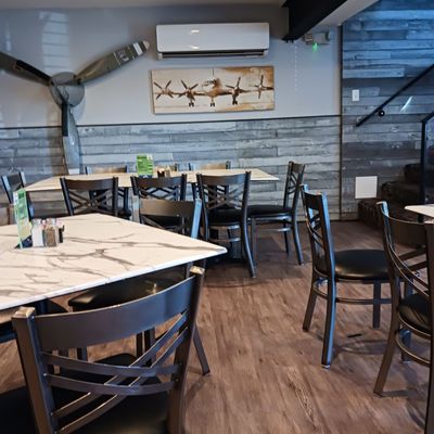 THE LANDING STRIP - Updated December 2025 - 14 Photos & 13 Reviews ...