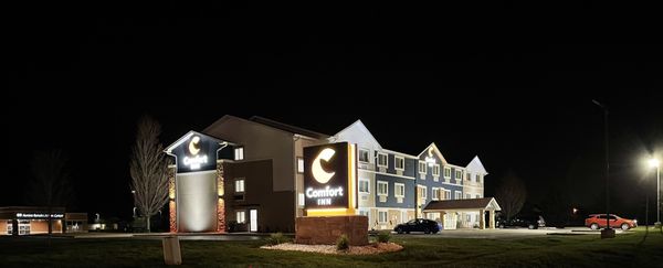 COMFORT INN MOUNT PLEASANT - RACINE - Updated December 2025 - 10 Photos ...