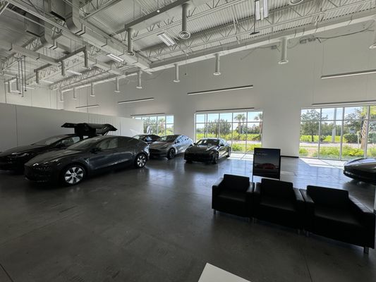 TESLA - Updated December 2025 - 46 Photos - 2214 N John Young Pkwy ...
