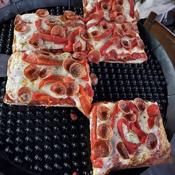 LITTLE POPS NY PIZZERIA TRATTORIA - LISLE - Updated July 2024 - 109 ...