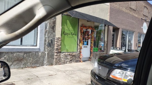 KIZZY’S KAKES - Updated December 2025 - 24 Photos & 13 Reviews - 215 S ...