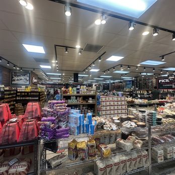 CLARO’S ITALIAN MARKETS - Updated February 2025 - 408 Photos & 593 ...