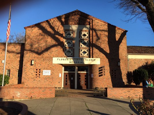 SACRAMENTO PUBLIC LIBRARY - MCKINLEY - Updated October 2025 - 36 Photos ...