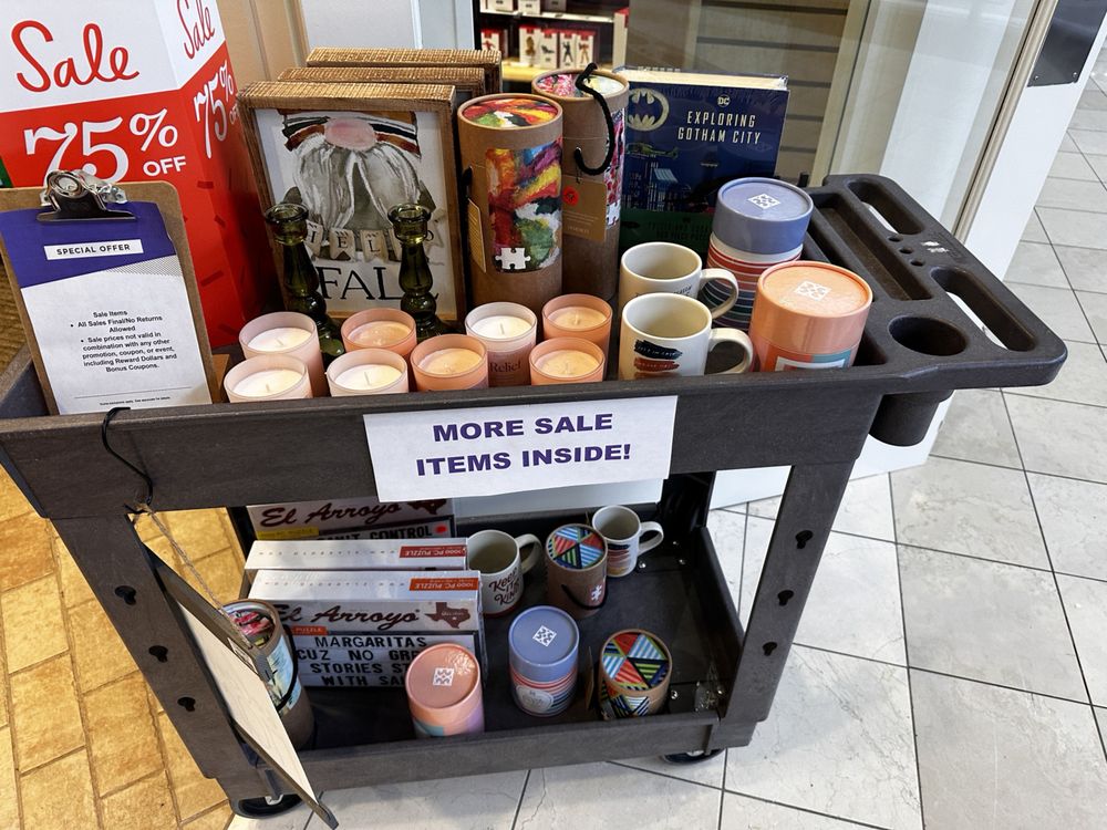 AMY’S HALLMARK SHOP - Updated August 2025 - 32 Photos & 12 Reviews ...