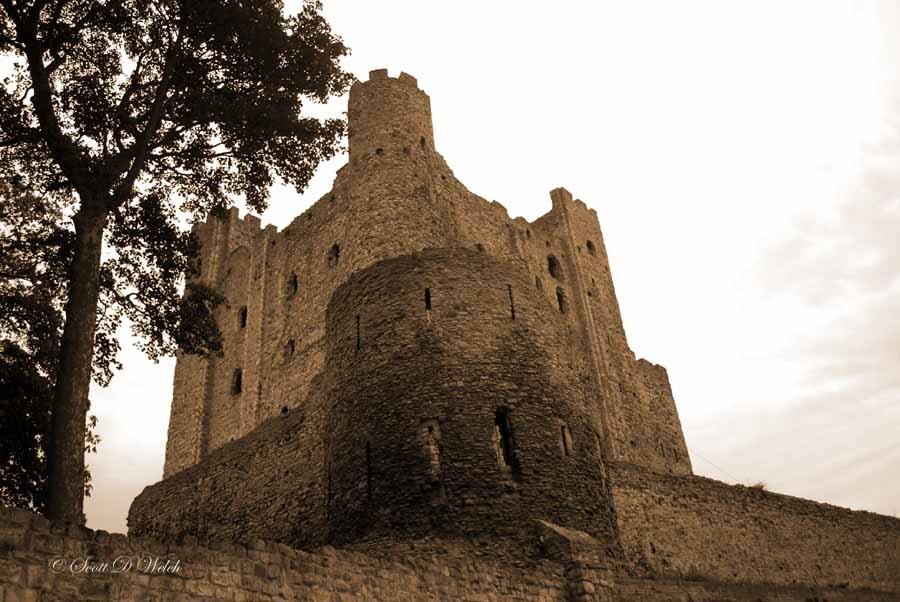 ROCHESTER CASTLE - Updated October 2025 - 19 Photos & 11 Reviews ...