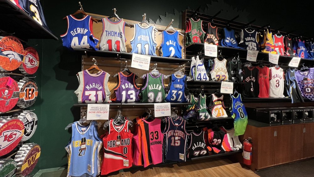 FAN TREASURES - Updated August 2025 - 26 Photos - 55 Parsonage Rd ...