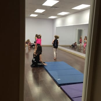 ARTISTIC DANCE SCENE - Updated February 2026 - 12 Photos - 1027 Speers ...