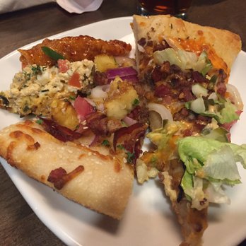 BOSTON PIZZA - Updated December 2025 - 59 Photos & 12 Reviews - 10111 ...