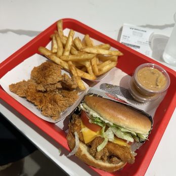 WALLACE CHICKEN - Updated June 2025 - 408 Photos & 172 Reviews - 18732 ...