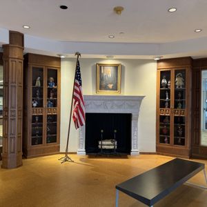 MIDPOINTE LIBRARY WEST CHESTER - Updated September 2025 - 10 Photos ...