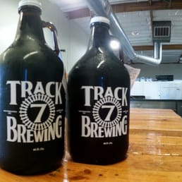 TRACK 7 BREWING - NATOMAS - Updated April 2025 - 1137 Photos & 674 ...