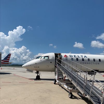 ASHEVILLE REGIONAL AIRPORT - Updated July 2025 - 190 Photos & 256 ...