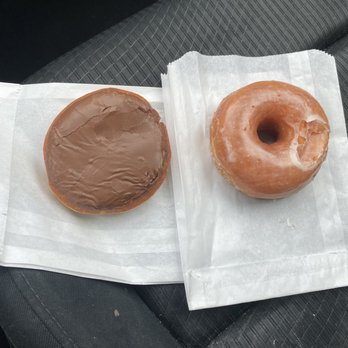 DOH-NUT-HUT - Updated October 2024 - 179 Photos & 130 Reviews - 4272 ...