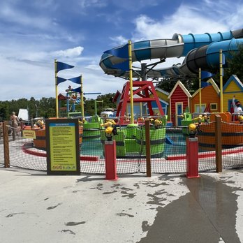 SPLASHDOWN BEACH - Updated June 2024 - 96 Photos & 89 Reviews - 16 Old ...