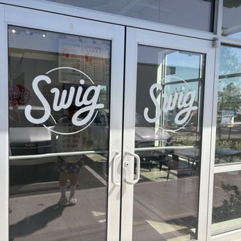 SWIG - Updated June 2025 - 73 Photos & 29 Reviews - 2629 S Hwy 27 ...