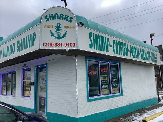 SHARK’S FISH & CHICKEN - Updated June 2025 - 11 Photos - 511 Vermont St ...