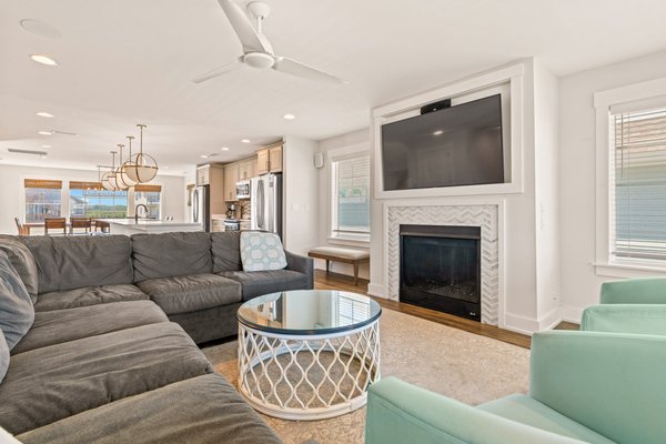 KEES TRAVEL - Updated December 2025 - 153 Photos & 78 Reviews - 101 Pan ...