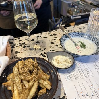 LÁYLÍ MEDITERRANEAN - Updated June 2025 - 68 Photos & 52 Reviews - 3033 ...