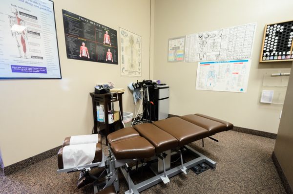 LIVING WELL CHIROPRACTIC - Updated December 2025 - 18 Photos & 25 ...