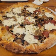 ELIO PIZZA ON FIRE - 383 Photos & 372 Reviews - Pizza - 520 W Lake St ...